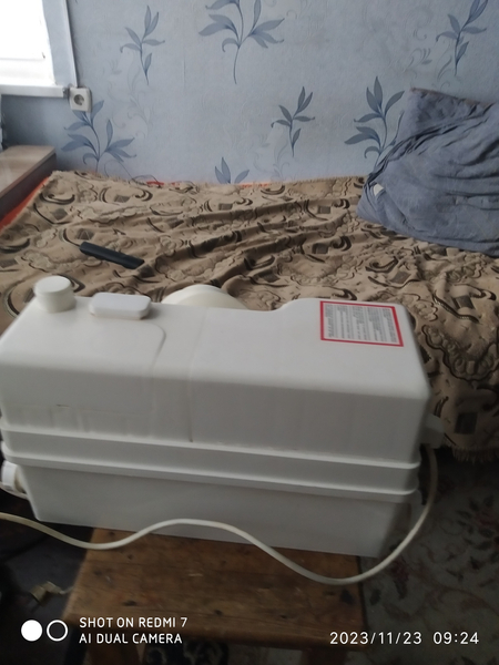 Продам Насос б. У.
