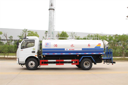 ISUZU 10 куб водовоз