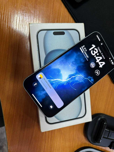 Iphone 15 plus 128gb ёмкость аккумулятора 100%