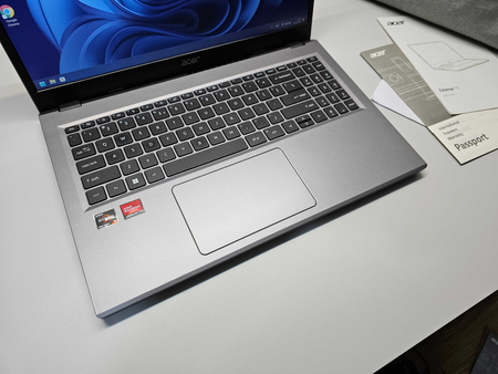ПРОДАМ Acer Extensa EX215 Ноутбук Ryzen™5-7520U/8GB/512SSD/15.6