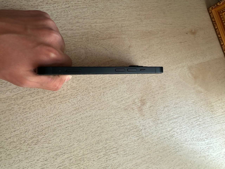 iPhone 14 Гарантией