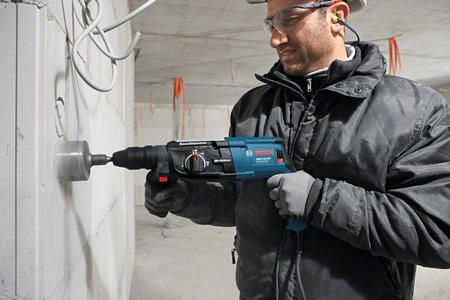 Сетевой перфоратор Bosch GBH 240 pro