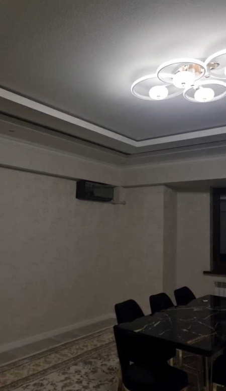 Srochniy Mirobod tumani 3/6/10 Basri Baba Restaurant tepasi 108m²