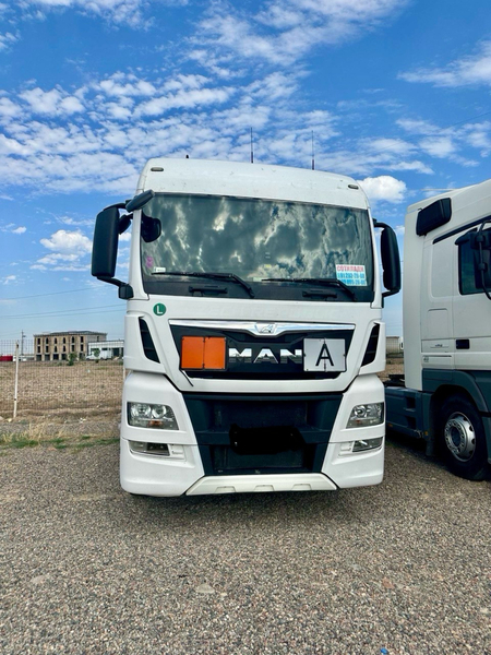 Man TGX 2015 yil