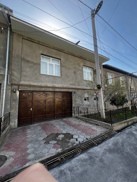 Продается дом срочно Бабур махалля