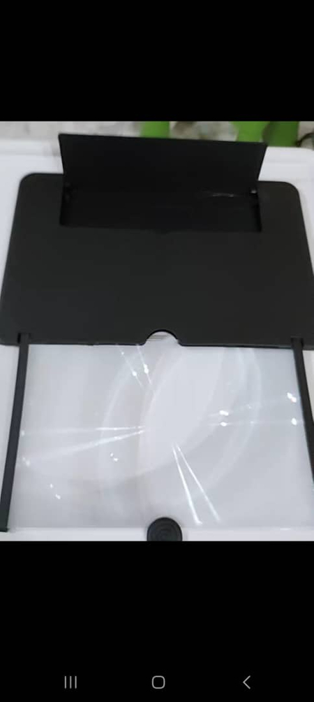 Sotiladi telefon qoʻyib ekran kattalashtiradi