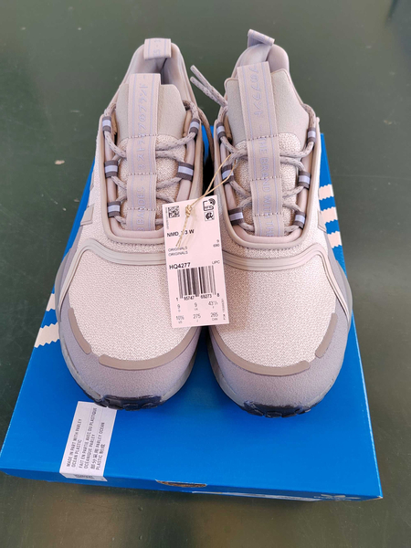 Кроссовки Adidas Originals NMD_V3 Shoes Women's