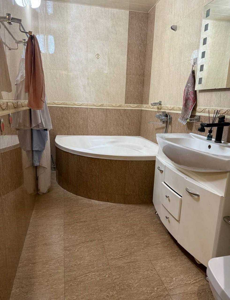 Чиланзар 2кв Продается квартира 3в4/3/4 Ор-р Паспортный стол