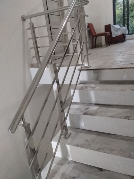 Перила из нержавейки для вашего дома