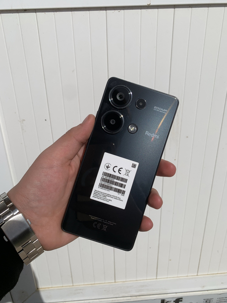Redmi note 13 pro.