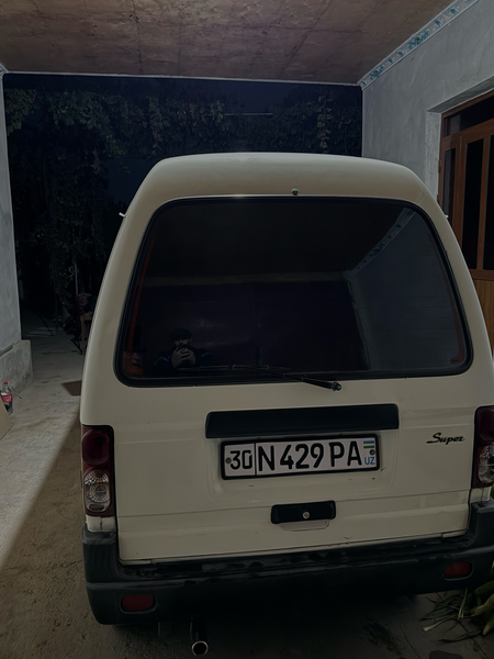 Chevrolet Damas deluxe