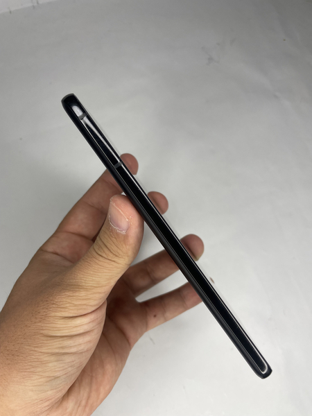 Samsung s21 plus  8/256Gb  dastafka bor