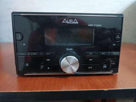 Магнитола AURA USB AUX Bluetooth