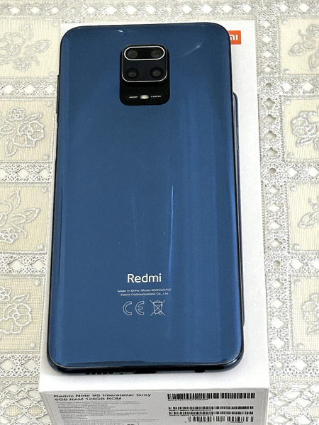 Срочно продаётся Redmi note 9S 6/128 шустрый смартфон