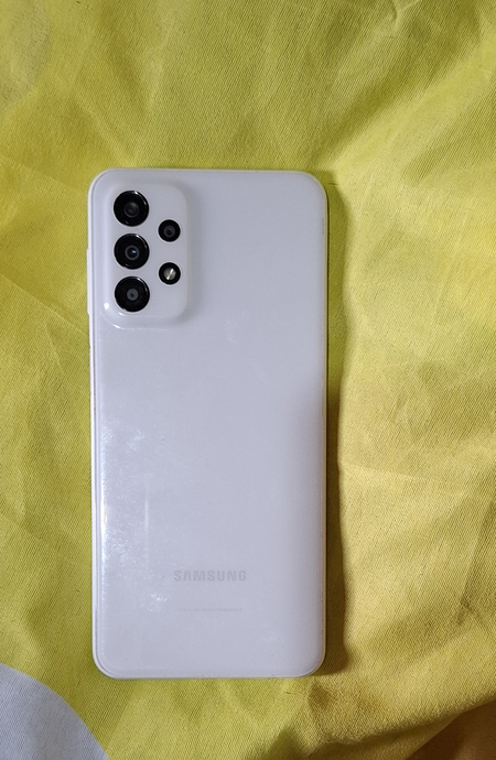 Продаётся телефон  Samsung  A 23