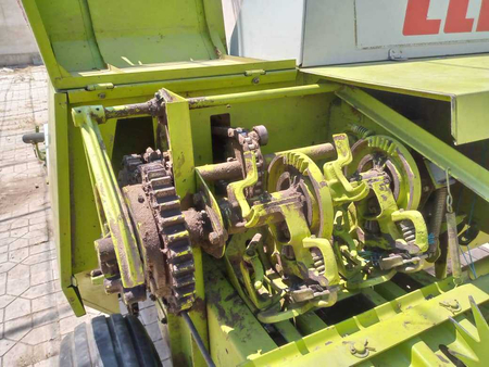Claas Markant 51