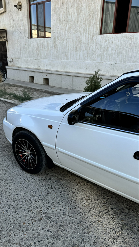 Nexia 2  1.6 legenda sotiladi