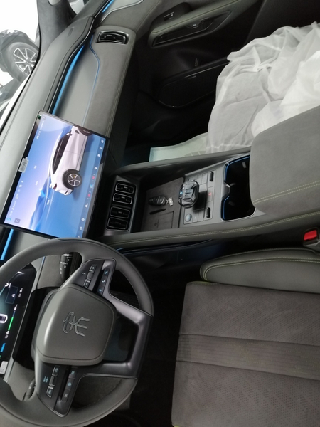 BYD SONG L 2 DUAL MOTOR 4 WD 602 km машина с гарантией