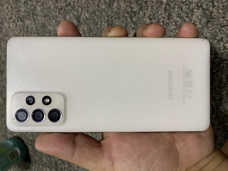 Samsung A72  sotiladi