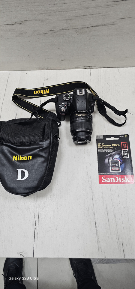 Nikon D3300,  18-55 kit ideall holatda garantiya 3oy dokondan