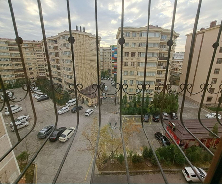 Arenda Tinchlik Metro
