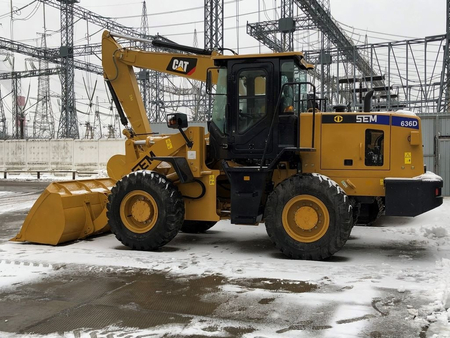 Фронтальный погрузчик SEM 636D (ковш 1.8 куб) boshlangʻich toʻlovda