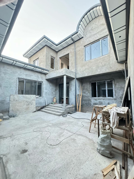 СРОЧНО ПРОДАЕТСЯ Дом Шайхонтохур Комолон махалла 5 комнат 2 соток 18