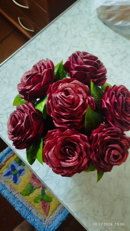 Продам букет из искусственных роз