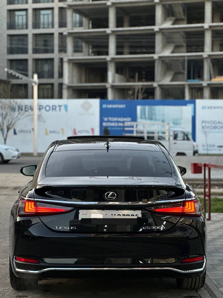 Lexus ES300 Hybrid  Аренда. с. выкуп