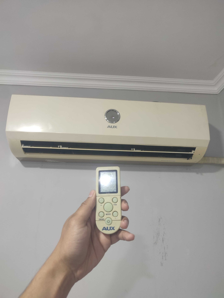 продаю кондиционер aux 9