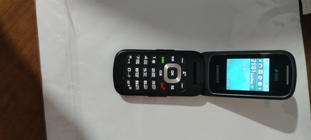 samsung gusto 3 duos 2ta sim kartali 1ta fleshkali