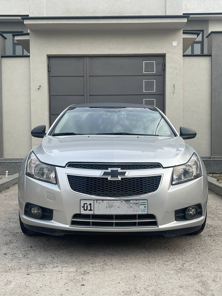 Chevrolet Cruze  2012 yil  1.4 Turbo