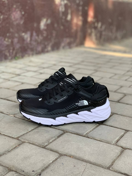 Hoka gore tex  .