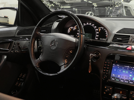 Mercedes Benz w220 S500