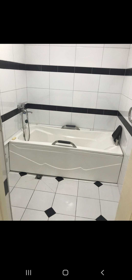 Продам свою трёхкомнатную квартиру.