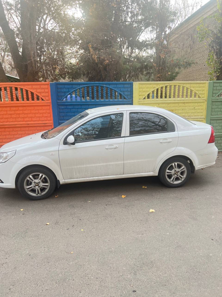 Нексия 3 А/Т
