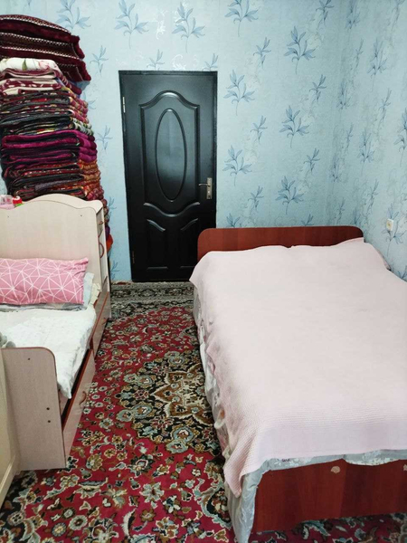 Янги тошми, белтепа 4 каватли дом 1 этаж (140 кв.м) 2 та санузел