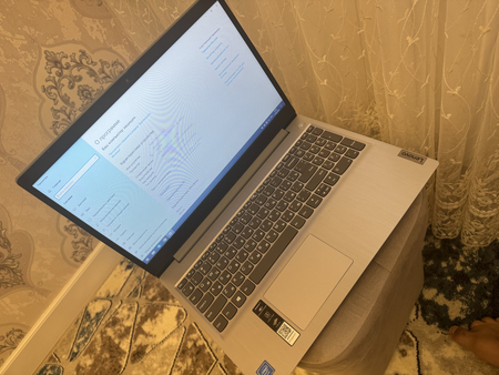 Ноутбук Lenovo