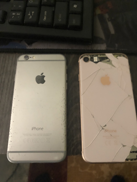 iPhone 6  64 GB  iPhone 8 64 GB