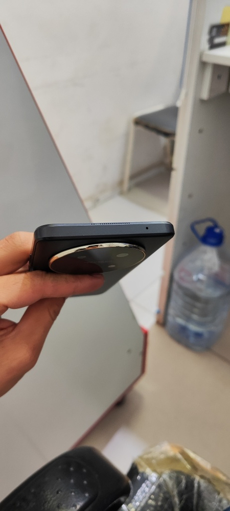 Huawei nova 12 i.  Yangidek kam ishlatilgan