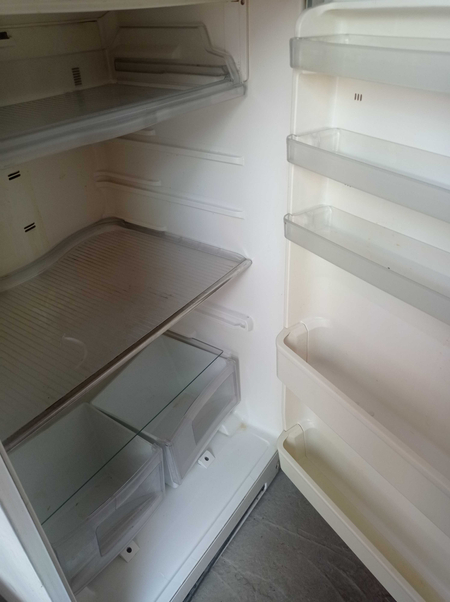 Продам холодильник
