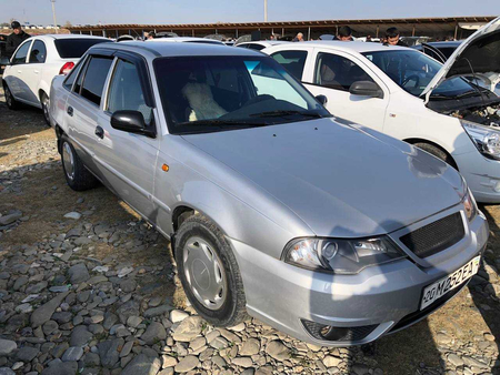 Nexia 2 super 2010 sotiladi