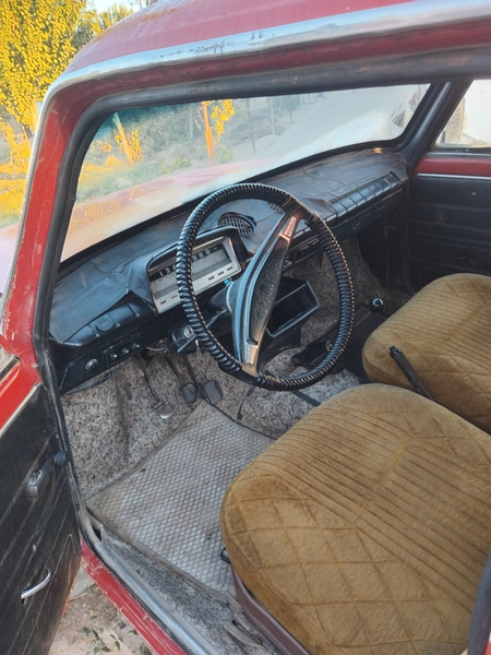 Lada 21011 sotiladi