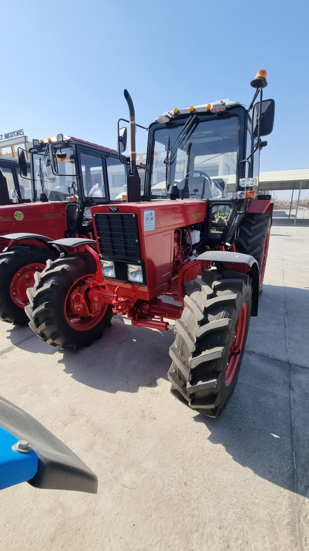 Belarus Traktor 82.1