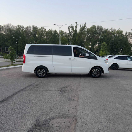 JAC M3 Microbus avtomashina