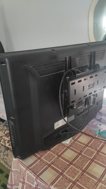 Телевизор LG 32 32LG2100