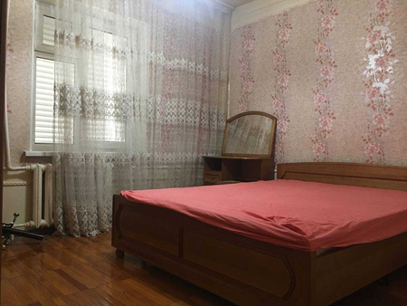 Продам 5-ти комнатную в Мирабадском районе ,Капитал банк   (ДИ140817)