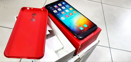 Redmi 5 plus 4/64 gb