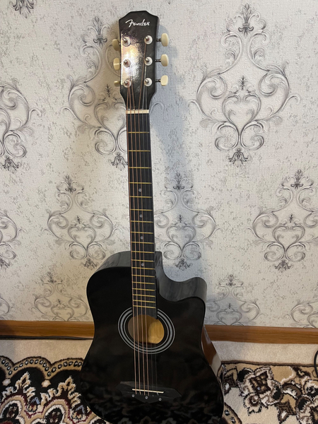 Gitara (Fender) продаётся