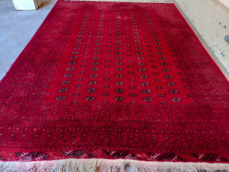 Gilam avg\\\'on rangi bardo\\\'viy antikvar yahshi saqlangan